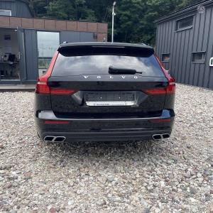 Black Volvo V60 2019 in Kaunas, with an engine capacity of 1.97 L and mileage of 200 thousand km for 12900 €, photo 7 on AUTOMOTO.COM.LV