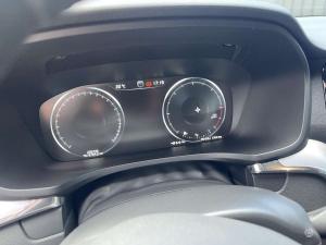 Black Volvo V60 2019 in Kaunas, with an engine capacity of 1.97 L and mileage of 200 thousand km for 12900 €, photo 12 on AUTOMOTO.COM.LV