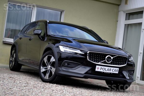Melns Volvo V60 2019 Tukums, ar dzinēja tilpumu 2.00 L un nobraukumu 285 tūkst. km par 19990 €, foto 2 vietnē AUTOMOTO.COM.LV