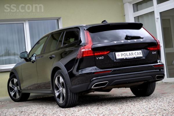 Melns Volvo V60 2019 Tukums, ar dzinēja tilpumu 2.00 L un nobraukumu 285 tūkst. km par 19990 €, foto 4 vietnē AUTOMOTO.COM.LV