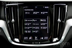 Black Volvo V60 2019 in Tukums, with an engine capacity of 2.00 L and mileage of 285 thousand km for 19990 €, photo 18 on AUTOMOTO.COM.LV