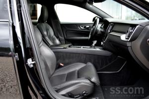 Black Volvo V60 2019 in Tukums, with an engine capacity of 2.00 L and mileage of 285 thousand km for 19990 €, photo 29 on AUTOMOTO.COM.LV