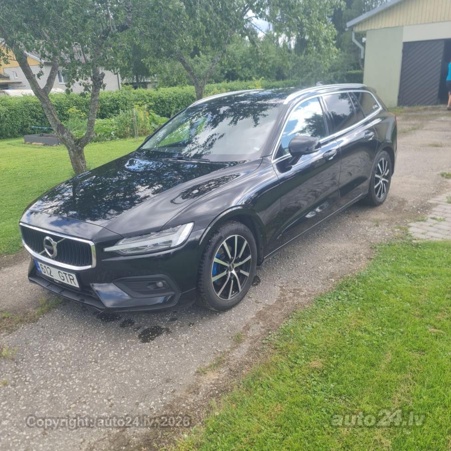 Melns Volvo V60 2019 Jegeva, ar dzinēja tilpumu 2.00 L un nobraukumu 243 tūkst. km par 16999 €, foto 1 vietnē AUTOMOTO.COM.LV