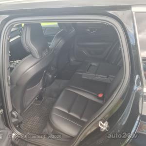 Melns Volvo V60 2019 Jegeva, ar dzinēja tilpumu 2.00 L un nobraukumu 243 tūkst. km par 16999 €, foto 9 vietnē AUTOMOTO.COM.LV