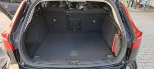 Black Volvo V60 2019 in Klaipeda, with an engine capacity of 1.97 L and mileage of 223 thousand km for 10700 €, photo 10 on AUTOMOTO.COM.LV