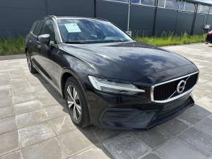 Black Volvo V60 2019 in Kaunas, with an engine capacity of 1.97 L and mileage of 303 thousand km for 8800 €, photo 4 on AUTOMOTO.COM.LV