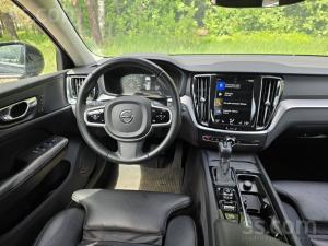 Black Volvo V60 2019 in Riga, with an engine capacity of 2.00 L and mileage of 0 thousand km for 13950 €, photo 6 on AUTOMOTO.COM.LV