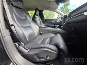 Black Volvo V60 2019 in Riga, with an engine capacity of 2.00 L and mileage of 0 thousand km for 13950 €, photo 14 on AUTOMOTO.COM.LV