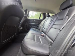 Black Volvo V60 2019 in Riga, with an engine capacity of 2.00 L and mileage of 0 thousand km for 13950 €, photo 15 on AUTOMOTO.COM.LV