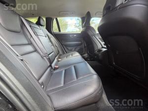 Black Volvo V60 2019 in Riga, with an engine capacity of 2.00 L and mileage of 0 thousand km for 13950 €, photo 16 on AUTOMOTO.COM.LV
