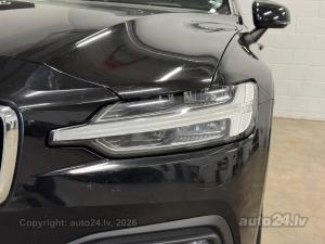 Черный Вольво B60 2019 в Таллин, объемом двигателя 2.00 л и пробегом 216 тыс. км за 14995 €, фото 24 на AUTOMOTO.COM.LV