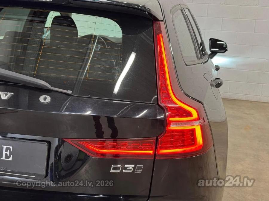 Черный Вольво B60 2019 в Таллин, объемом двигателя 2.00 л и пробегом 216 тыс. км за 14995 €, фото 25 на AUTOMOTO.COM.LV
