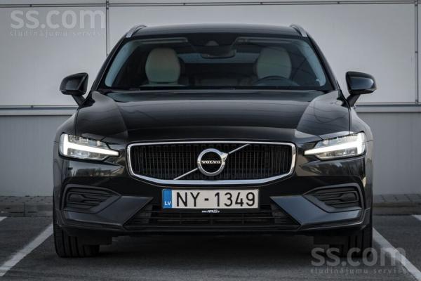 Melns Volvo V60 2019 Rīga, ar dzinēja tilpumu 2.00 L un nobraukumu 238 tūkst. km par 13990 €, foto 2 vietnē AUTOMOTO.COM.LV