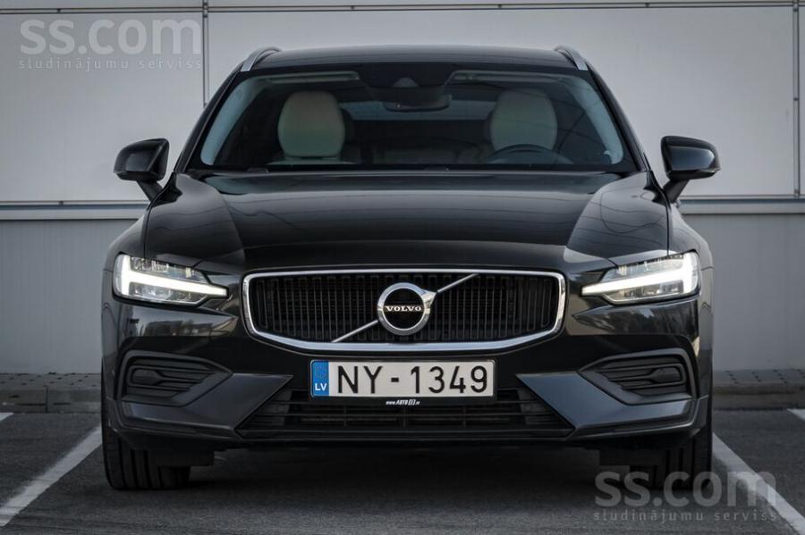 Melns Volvo V60 2019 Rīga, ar dzinēja tilpumu 2.00 L un nobraukumu 238 tūkst. km par 13990 €, foto 3 vietnē AUTOMOTO.COM.LV