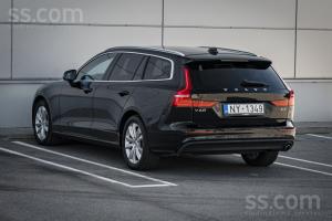 Melns Volvo V60 2019 Rīga, ar dzinēja tilpumu 2.00 L un nobraukumu 238 tūkst. km par 13990 €, foto 8 vietnē AUTOMOTO.COM.LV