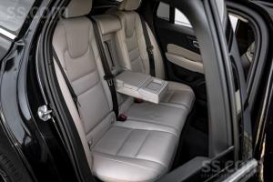 Melns Volvo V60 2019 Rīga, ar dzinēja tilpumu 2.00 L un nobraukumu 238 tūkst. km par 13990 €, foto 16 vietnē AUTOMOTO.COM.LV