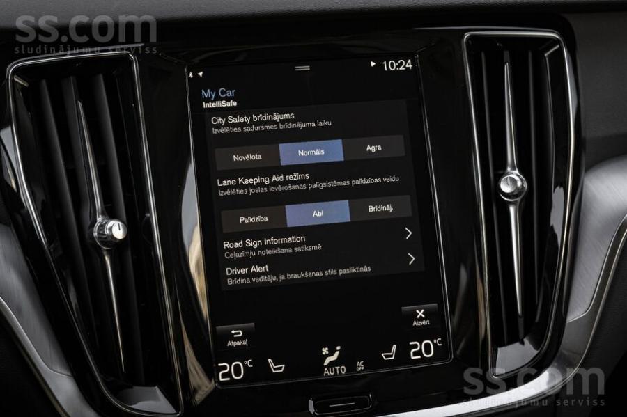 Melns Volvo V60 2019 Rīga, ar dzinēja tilpumu 2.00 L un nobraukumu 238 tūkst. km par 13990 €, foto 26 vietnē AUTOMOTO.COM.LV