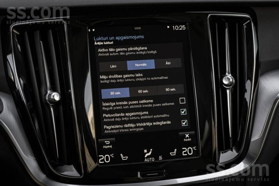 Melns Volvo V60 2019 Rīga, ar dzinēja tilpumu 2.00 L un nobraukumu 238 tūkst. km par 13990 €, foto 27 vietnē AUTOMOTO.COM.LV