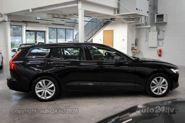 Melns Volvo V60 2019 Tallina, ar dzinēja tilpumu 2.00 L un nobraukumu 178 tūkst. km par 15990 €, foto 9 vietnē AUTOMOTO.COM.LV