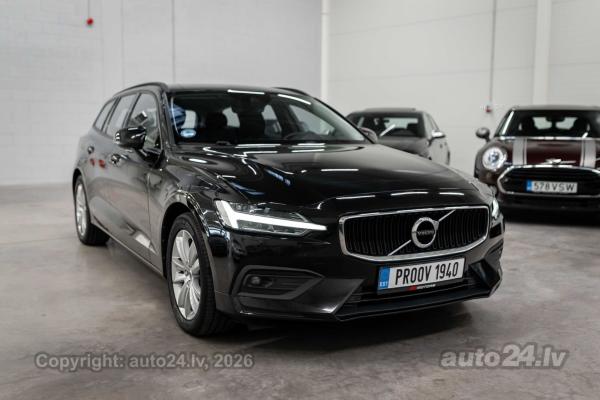 Melns Volvo V60 2019 Tallina, ar dzinēja tilpumu 2.00 L un nobraukumu 178 tūkst. km par 15990 €, foto 1 vietnē AUTOMOTO.COM.LV