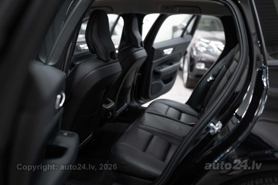 Черный Вольво B60 2019 в Таллин, объемом двигателя 2.00 л и пробегом 178 тыс. км за 15990 €, фото 17 на AUTOMOTO.COM.LV