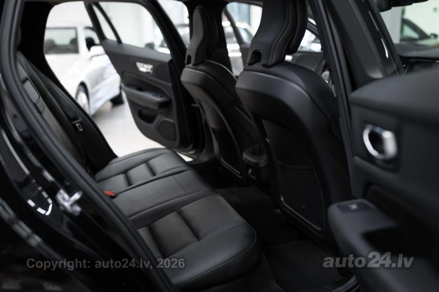 Черный Вольво B60 2019 в Таллин, объемом двигателя 2.00 л и пробегом 178 тыс. км за 15990 €, фото 18 на AUTOMOTO.COM.LV