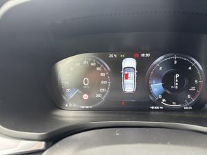 Melns Volvo V60 2019 Rīga, ar dzinēja tilpumu 2.00 L un nobraukumu 236 tūkst. km par 15300 €, foto 18 vietnē AUTOMOTO.COM.LV