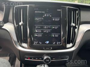 Melns Volvo V60 2019 Rīga, ar dzinēja tilpumu 2.00 L un nobraukumu 236 tūkst. km par 15300 €, foto 19 vietnē AUTOMOTO.COM.LV