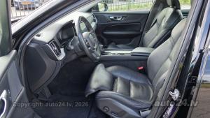 Black Volvo V60 2019 in Tartu, with an engine capacity of 2.00 L and mileage of 203 thousand km for 15950 €, photo 4 on AUTOMOTO.COM.LV