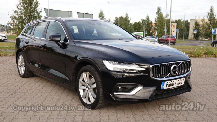 Black Volvo V60 2019 in Tartu, with an engine capacity of 2.00 L and mileage of 203 thousand km for 15950 €, photo 5 on AUTOMOTO.COM.LV