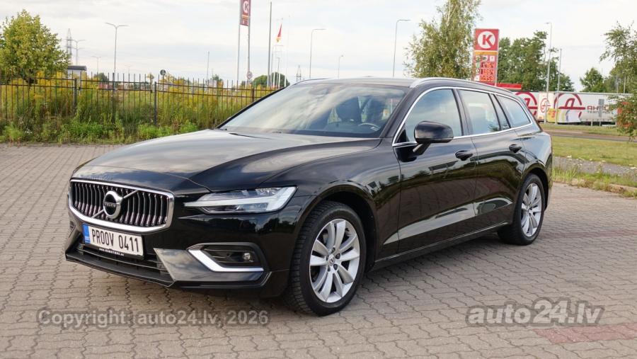 Black Volvo V60 2019 in Tartu, with an engine capacity of 2.00 L and mileage of 203 thousand km for 15950 €, photo 9 on AUTOMOTO.COM.LV