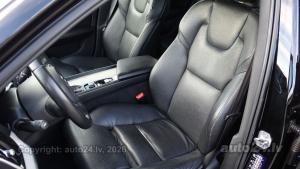 Black Volvo V60 2019 in Tartu, with an engine capacity of 2.00 L and mileage of 203 thousand km for 15950 €, photo 13 on AUTOMOTO.COM.LV