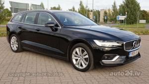 Black Volvo V60 2019 in Tartu, with an engine capacity of 2.00 L and mileage of 203 thousand km for 15950 €, photo 17 on AUTOMOTO.COM.LV