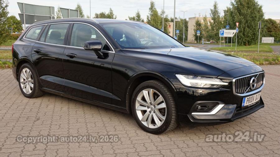 Black Volvo V60 2019 in Tartu, with an engine capacity of 2.00 L and mileage of 203 thousand km for 15950 €, photo 17 on AUTOMOTO.COM.LV