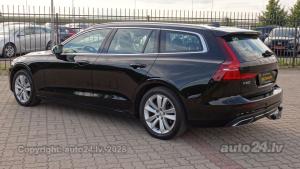 Black Volvo V60 2019 in Tartu, with an engine capacity of 2.00 L and mileage of 203 thousand km for 15950 €, photo 21 on AUTOMOTO.COM.LV