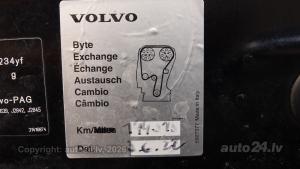Black Volvo V60 2019 in Tartu, with an engine capacity of 2.00 L and mileage of 203 thousand km for 15950 €, photo 26 on AUTOMOTO.COM.LV
