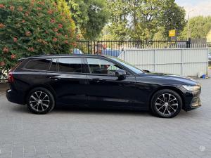 Melns Volvo V60 2019 Kauņa, ar dzinēja tilpumu 1.97 L un nobraukumu 281 tūkst. km par 11650 €, foto 7 vietnē AUTOMOTO.COM.LV