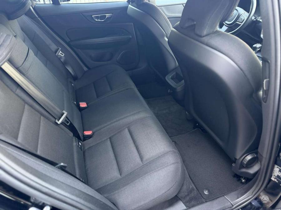 Melns Volvo V60 2019 Kauņa, ar dzinēja tilpumu 1.97 L un nobraukumu 281 tūkst. km par 11650 €, foto 16 vietnē AUTOMOTO.COM.LV