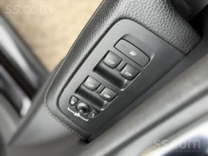 Melns Volvo V60 2019 Rīga, ar dzinēja tilpumu 2.00 L un nobraukumu 237 tūkst. km par 13990 €, foto 6 vietnē AUTOMOTO.COM.LV