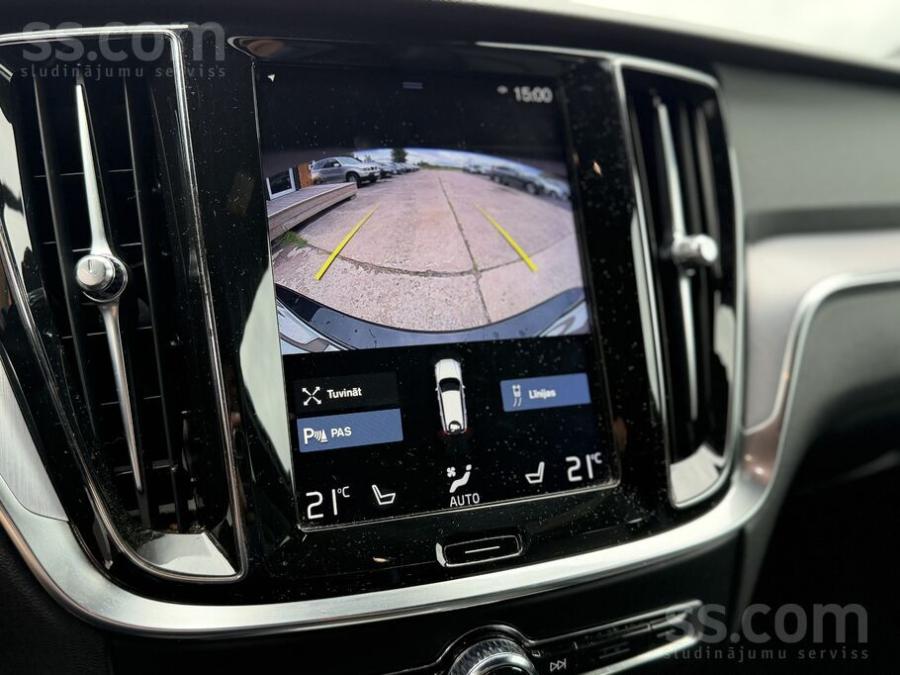 Melns Volvo V60 2019 Rīga, ar dzinēja tilpumu 2.00 L un nobraukumu 237 tūkst. km par 13990 €, foto 9 vietnē AUTOMOTO.COM.LV