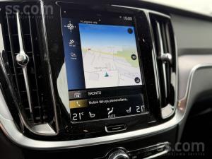 Melns Volvo V60 2019 Rīga, ar dzinēja tilpumu 2.00 L un nobraukumu 237 tūkst. km par 13990 €, foto 10 vietnē AUTOMOTO.COM.LV