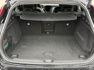 Melns Volvo V60 2019 Rīga, ar dzinēja tilpumu 2.00 L un nobraukumu 237 tūkst. km par 13990 €, foto 14 vietnē AUTOMOTO.COM.LV