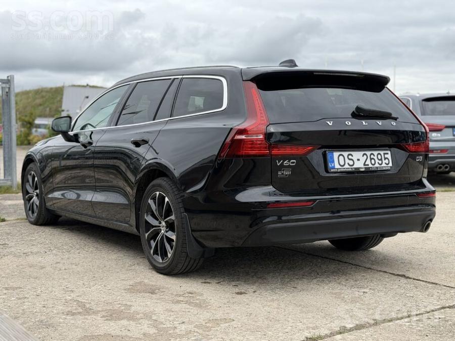 Melns Volvo V60 2019 Rīga, ar dzinēja tilpumu 2.00 L un nobraukumu 237 tūkst. km par 13990 €, foto 16 vietnē AUTOMOTO.COM.LV
