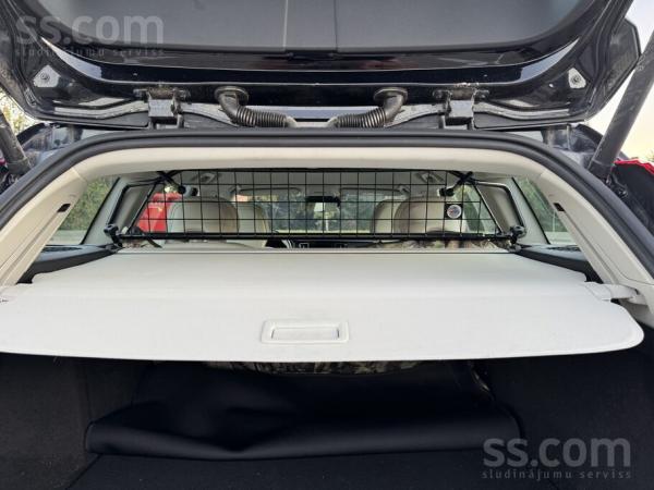 Черный Вольво B60 2019 в Салдус, объемом двигателя 2.00 л и пробегом 242 тыс. км за 18900 €, фото 8 на AUTOMOTO.COM.LV