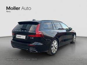 Melns Volvo V60 2020 Pērnava, ar dzinēja tilpumu 2.00 L un nobraukumu 151 tūkst. km par 23990 €, foto 2 vietnē AUTOMOTO.COM.LV