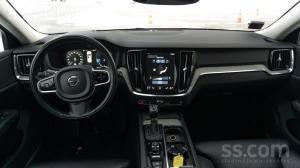 Melns Volvo V60 2020 Rīga, ar dzinēja tilpumu 2.00 L un nobraukumu 207 tūkst. km par 18590 €, foto 12 vietnē AUTOMOTO.COM.LV