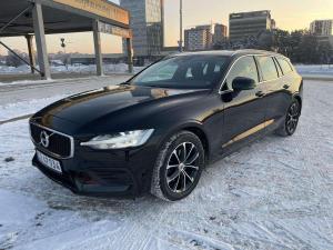 Black Volvo V60 2020 in Vilnius, with an engine capacity of 1.97 L and mileage of 104 thousand km for 16499 €, photo  on AUTOMOTO.COM.LV