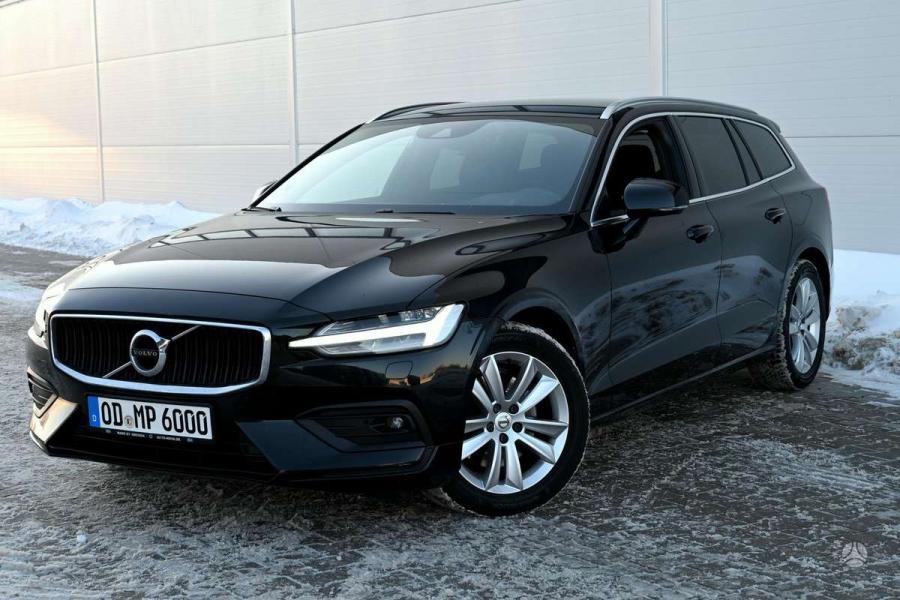 Black Volvo V60 2020 in Kretinga, with an engine capacity of 1.97 L and mileage of 127 thousand km for 18199 €, photo 3 on AUTOMOTO.COM.LV