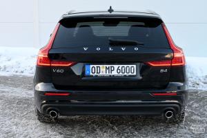 Melns Volvo V60 2020 Kretinga, ar dzinēja tilpumu 2.00 L un nobraukumu 18 tūkst. km par 18199 €, foto 8 vietnē AUTOMOTO.COM.LV