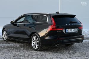 Melns Volvo V60 2020 Kretinga, ar dzinēja tilpumu 2.00 L un nobraukumu 18 tūkst. km par 18199 €, foto 9 vietnē AUTOMOTO.COM.LV